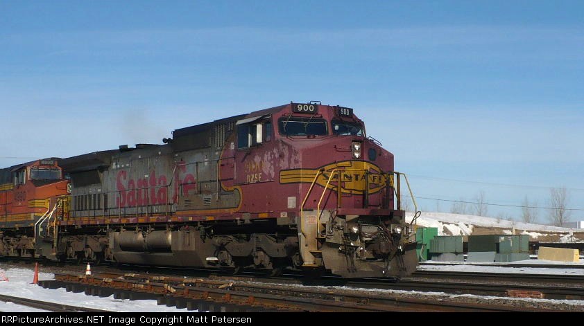 BNSF 900